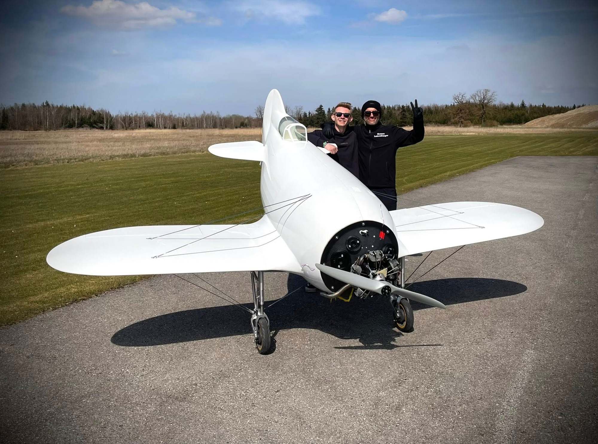 50% GeeBee R2 powered by MOKI 400 radial - Page 6 - RCU Forums