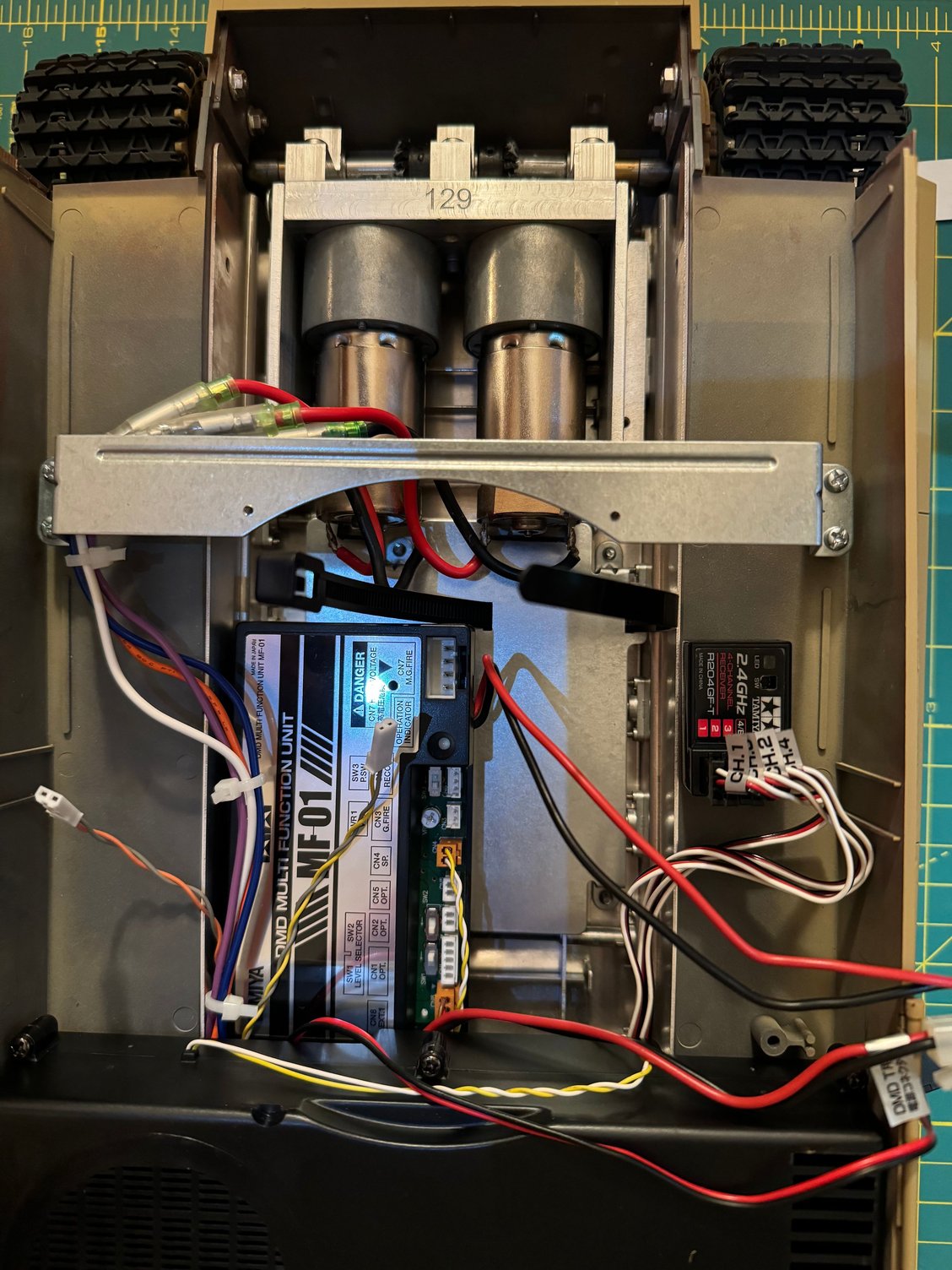 After market motors Tamiya Tiger I - wires connect help. - RCU Forums