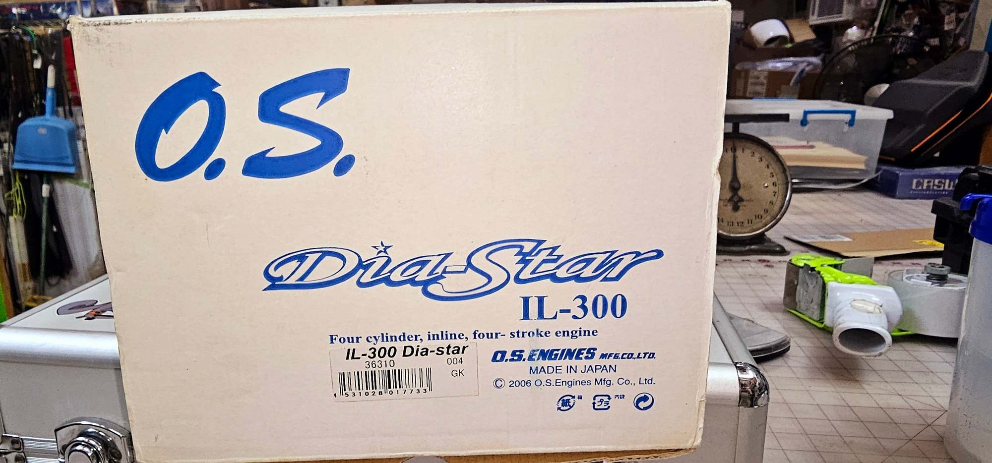 O.S. IL300 dia-star inline 4 cyl with collector exhaust - RCU Forums