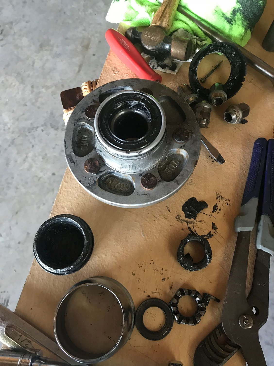 The Hull Truth - Boating and Fishing Forum - Super Lube vs Vortex hubs ...