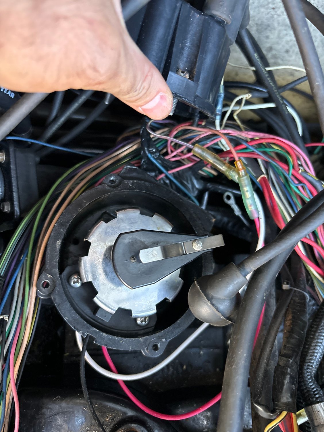 The Hull Truth - Boating and Fishing Forum - Need help diagnosing no ...