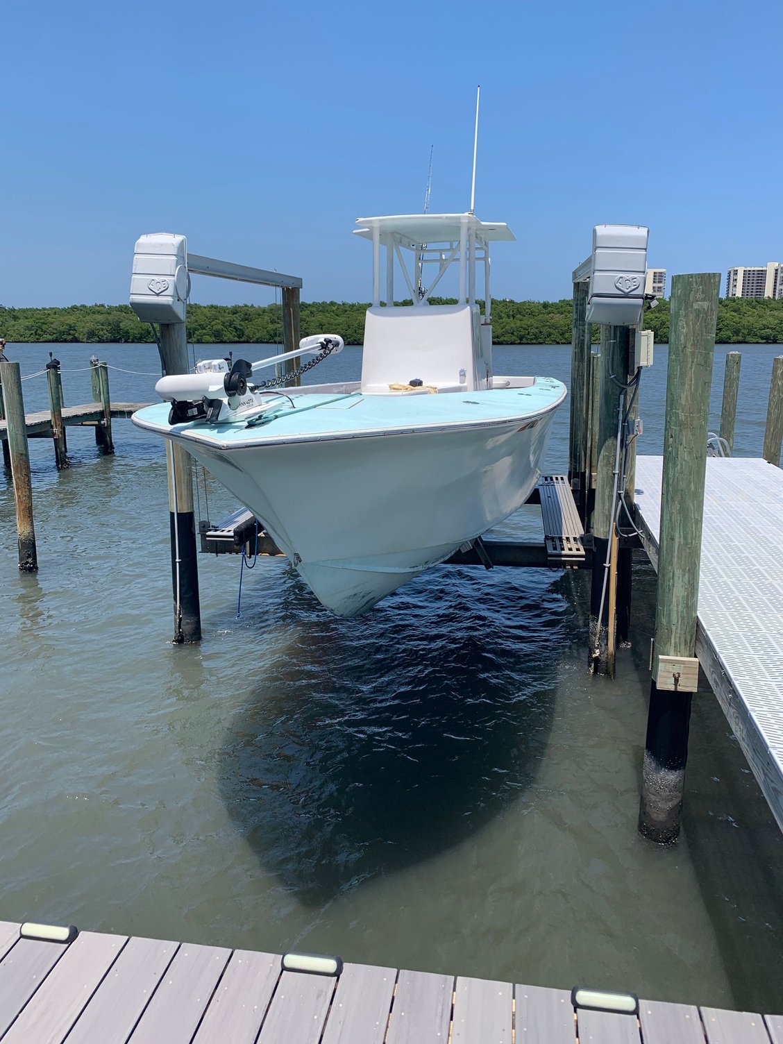 26 ft Custom CC not a conc 27 or a sea vee. Better - The Hull Truth ...