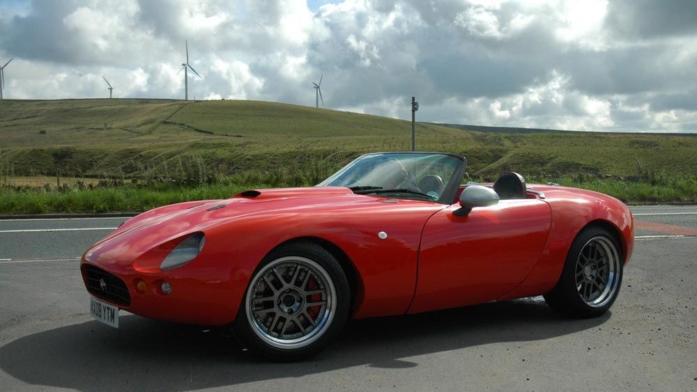 Al Melling working on V10-powered Wildcat