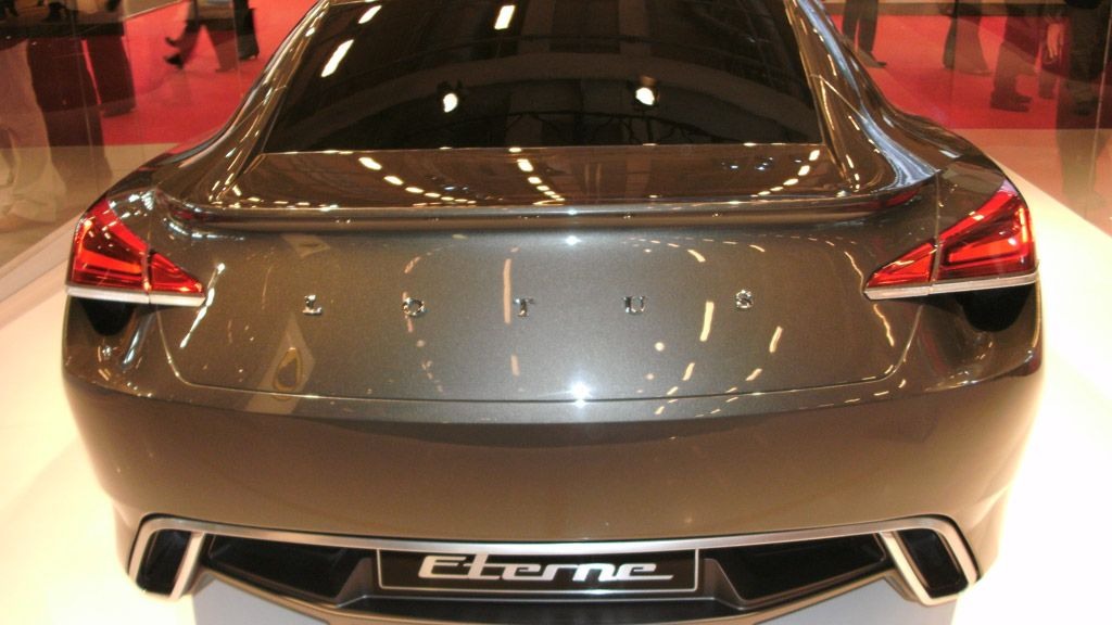 2010 Paris Auto Show: 2015 Lotus Eterne Live Photos