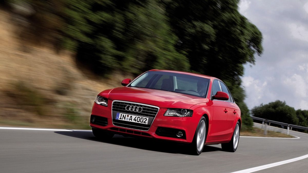 Audi expands U.S. A4 range with FWD and manual models