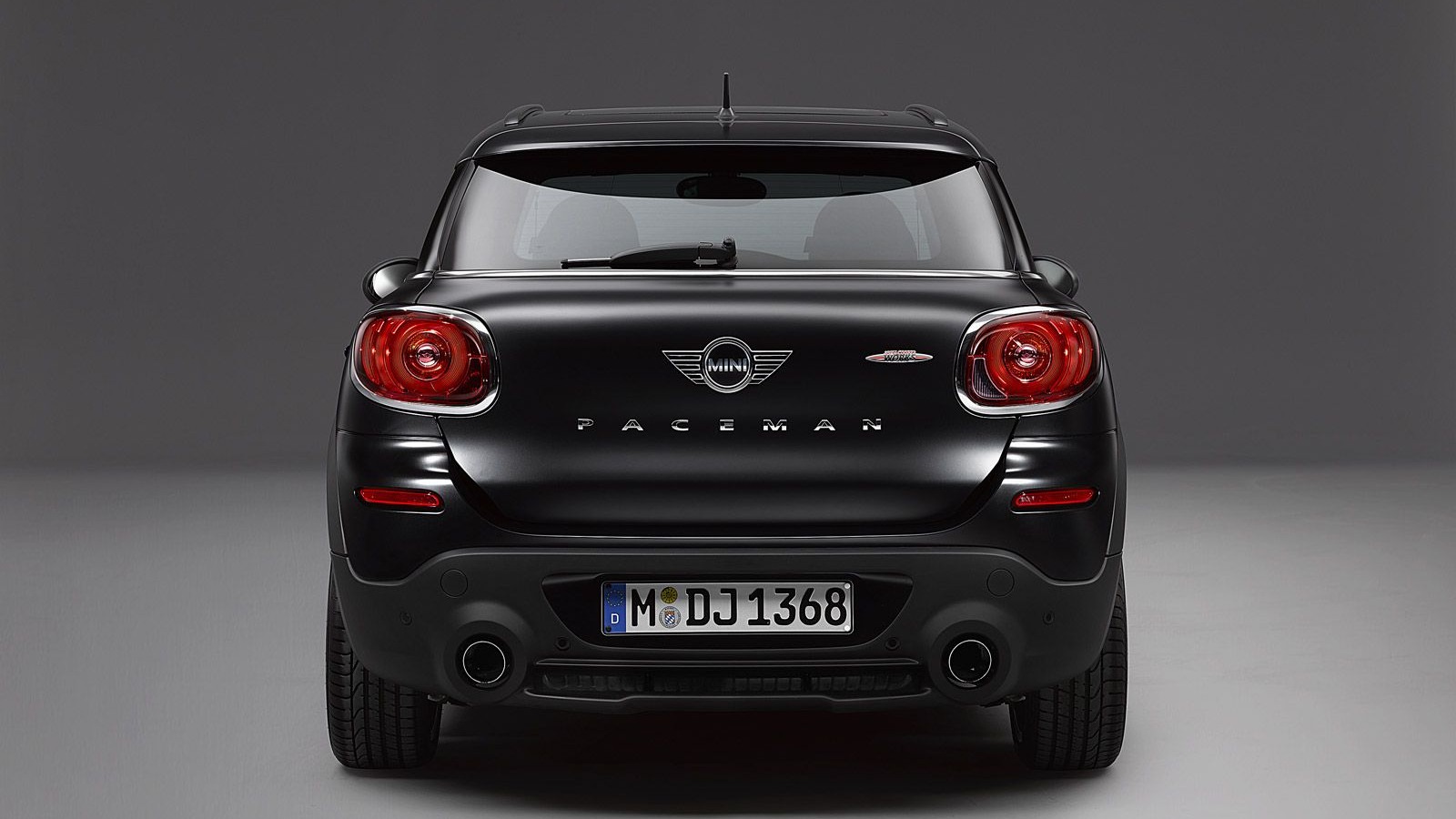 MINI Offers Frozen Black Matte Paint On Select Models
