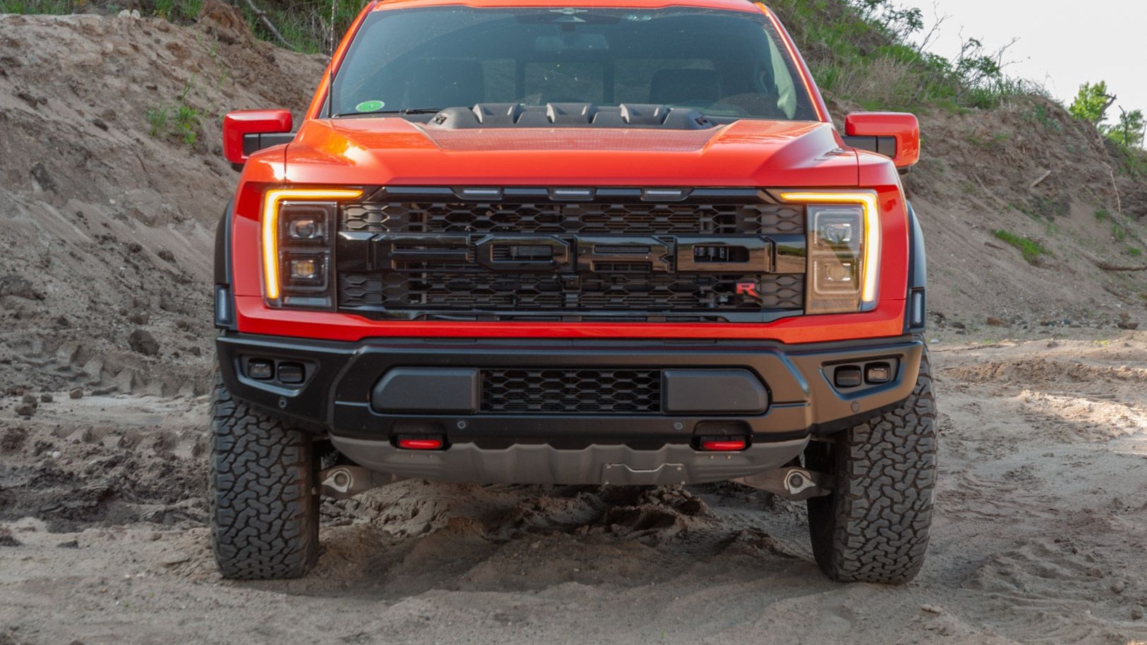 Test drive: 2023 Ford F-150 Raptor R plays smarter