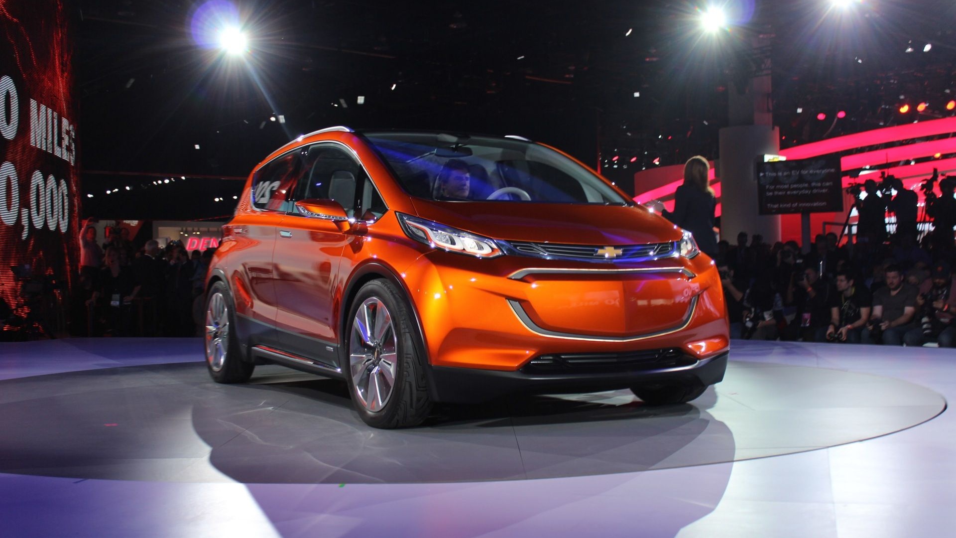 Chevrolet Bolt Electric Car Concept Video