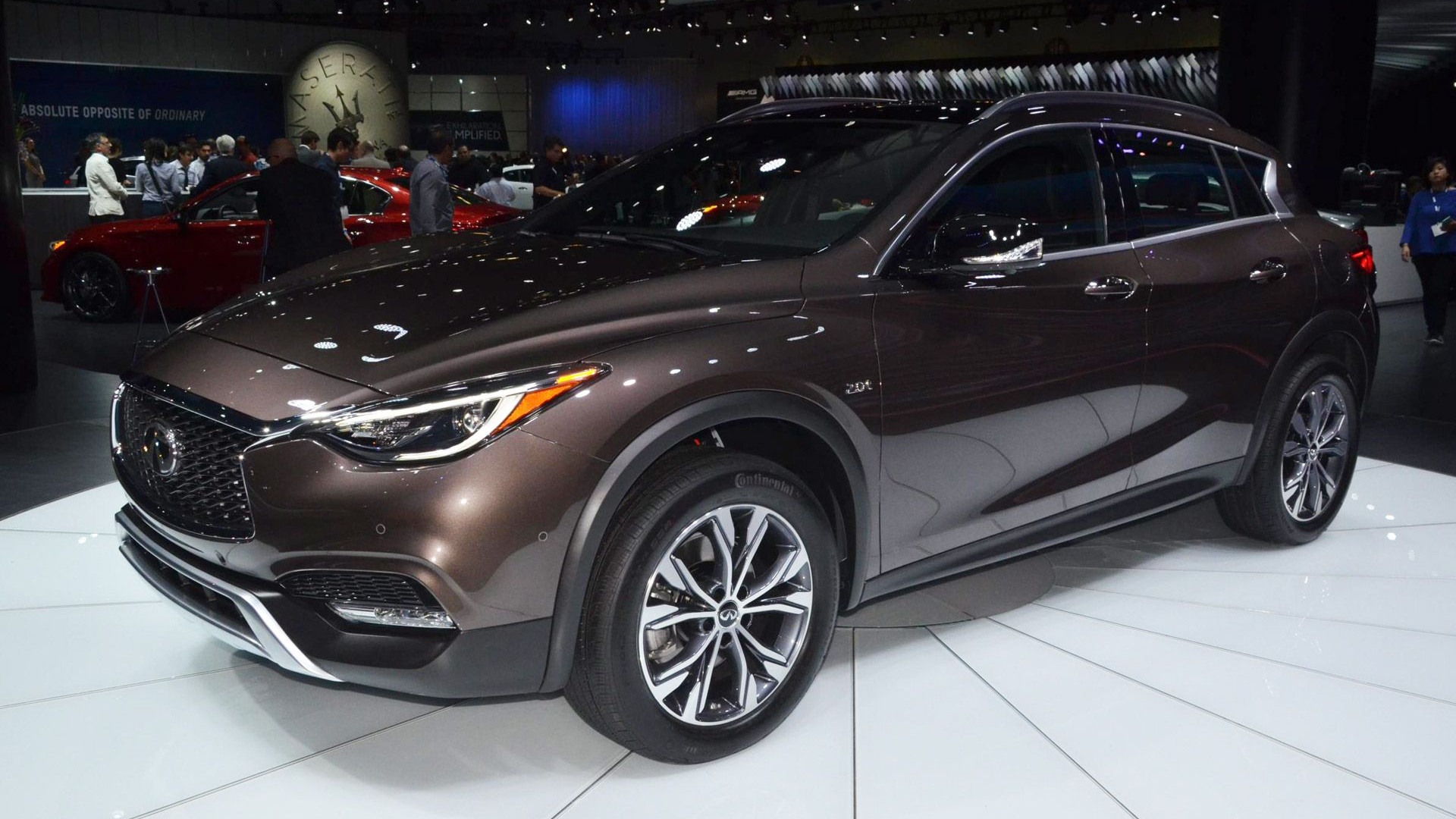 2017 Infiniti QX30: 2015 L.A. Auto Show Live Photos And Video