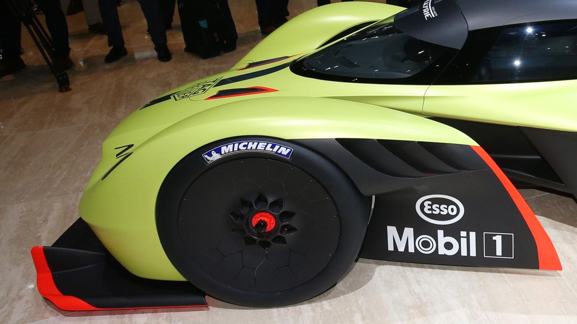 Aston Martin Valkyrie AMR Pro debuts in Geneva with F1-rivaling performance