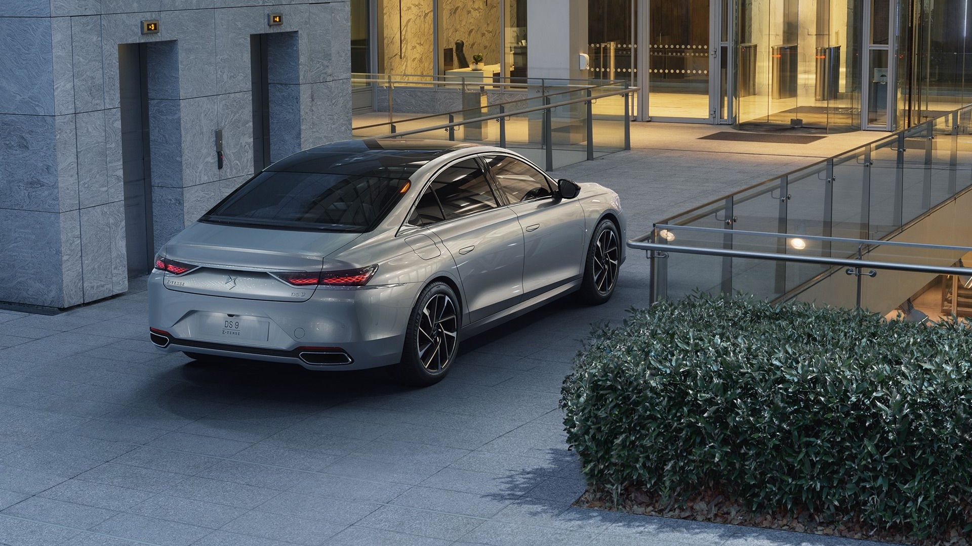 DS 9 is a French flagship sedan