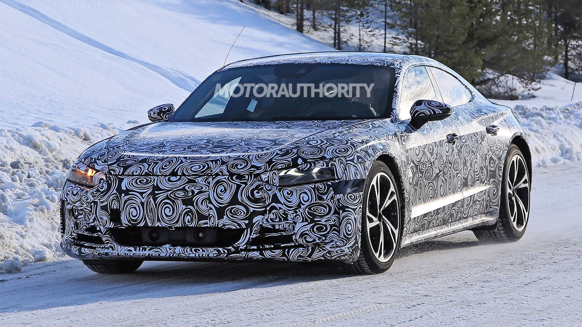 2022 Audi E-Tron GT spy shots