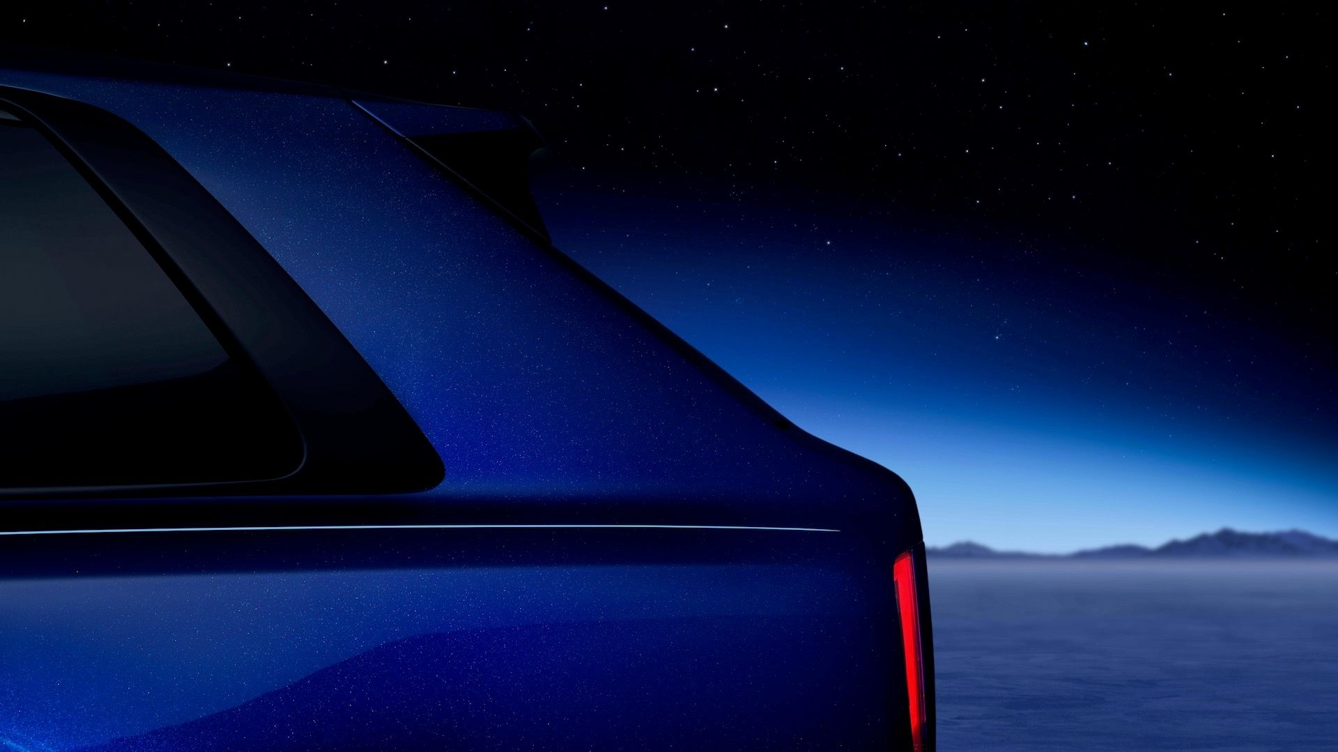 Rolls-Royce Black Badge Cullinan Blue Shadow gets sky theme