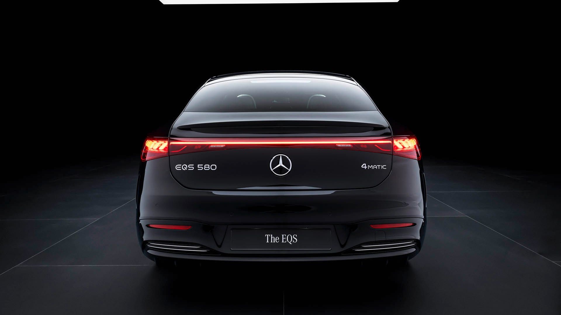 2025 Mercedes-Benz EQS debuts with bigger battery