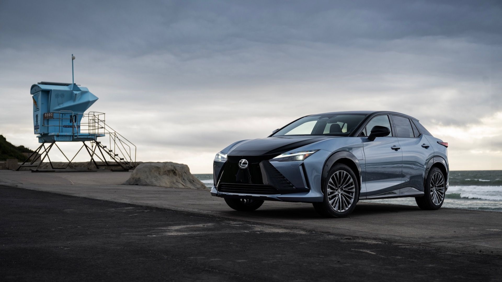 2025 Lexus RZ electric SUV's starting price drops by $11,175