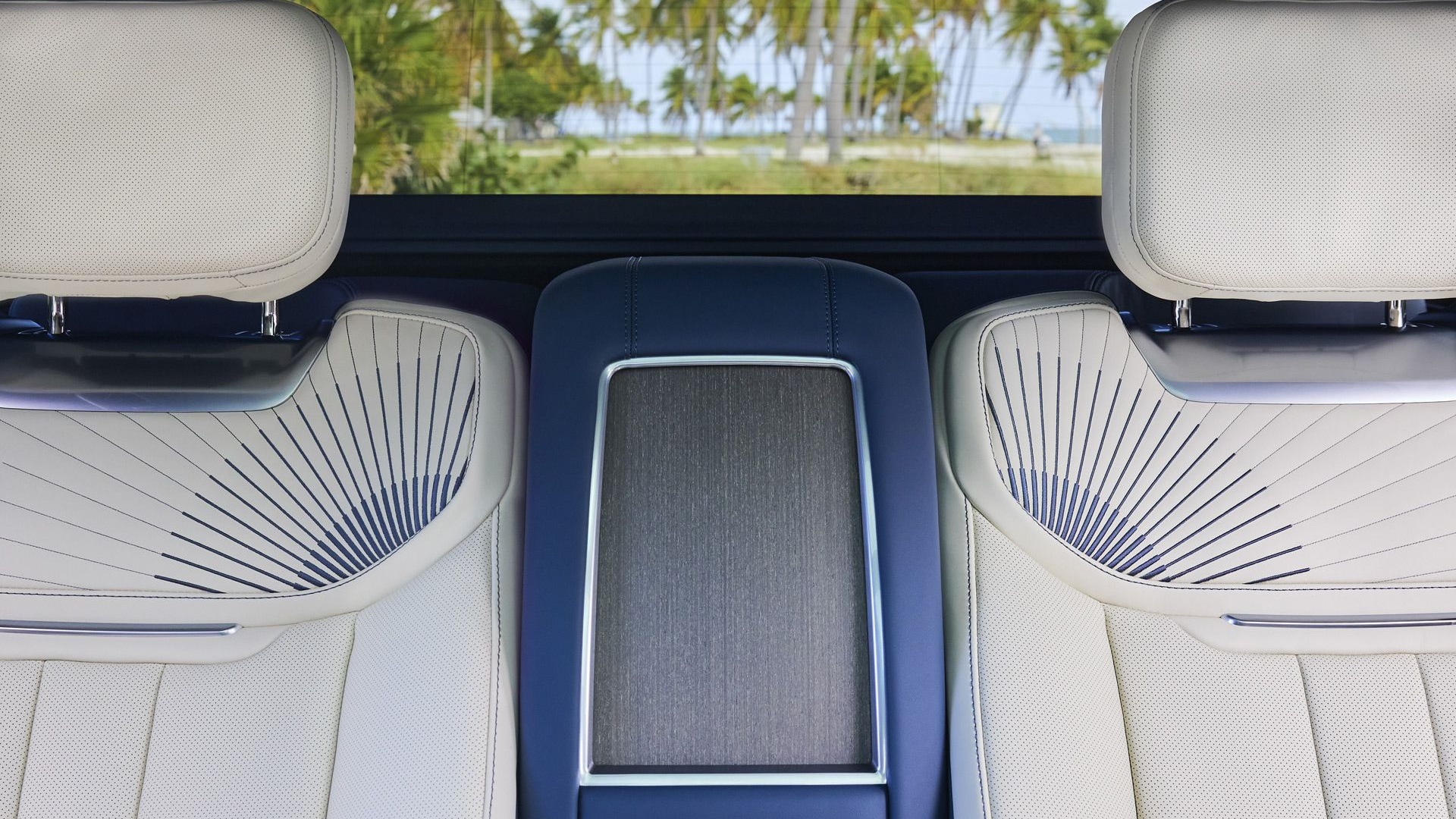 Range Rover SV Candeo takes bespoke options to the extreme