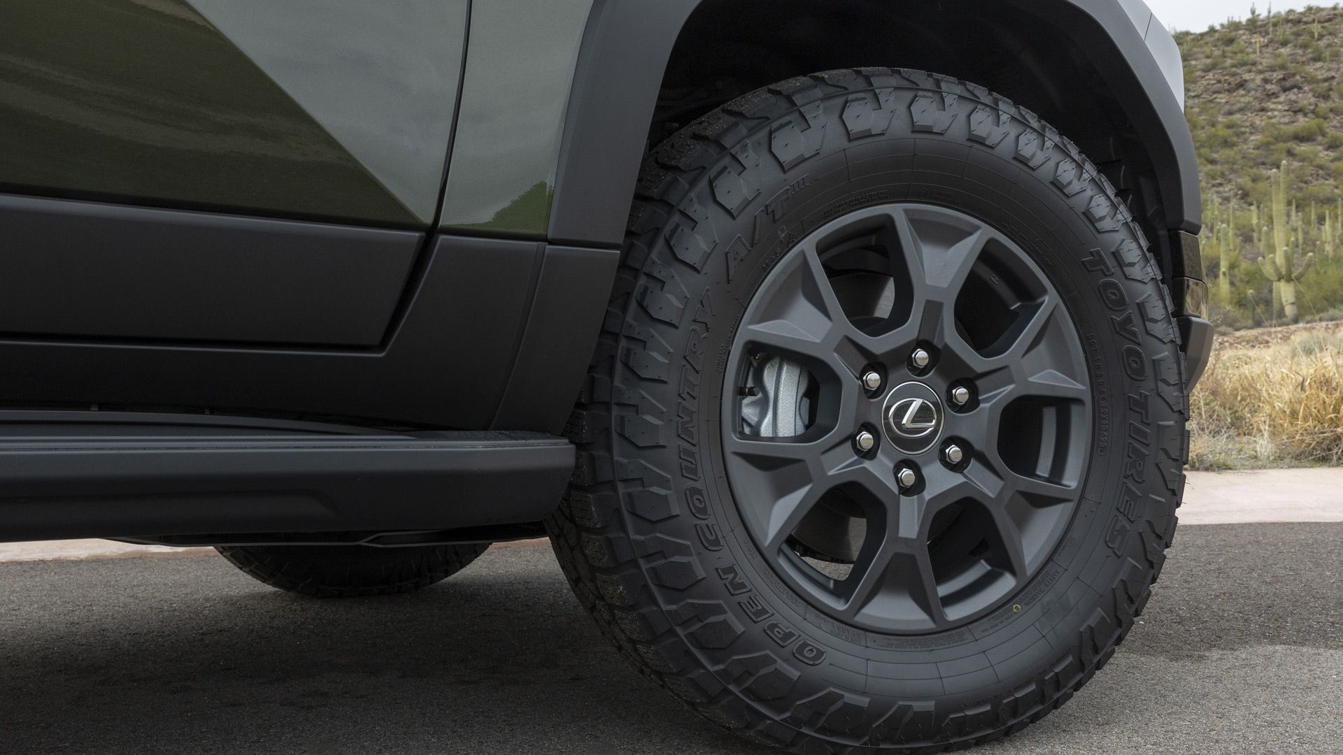 2025 Lexus GX debuts with 1.0-inch lift kit for Overtrails