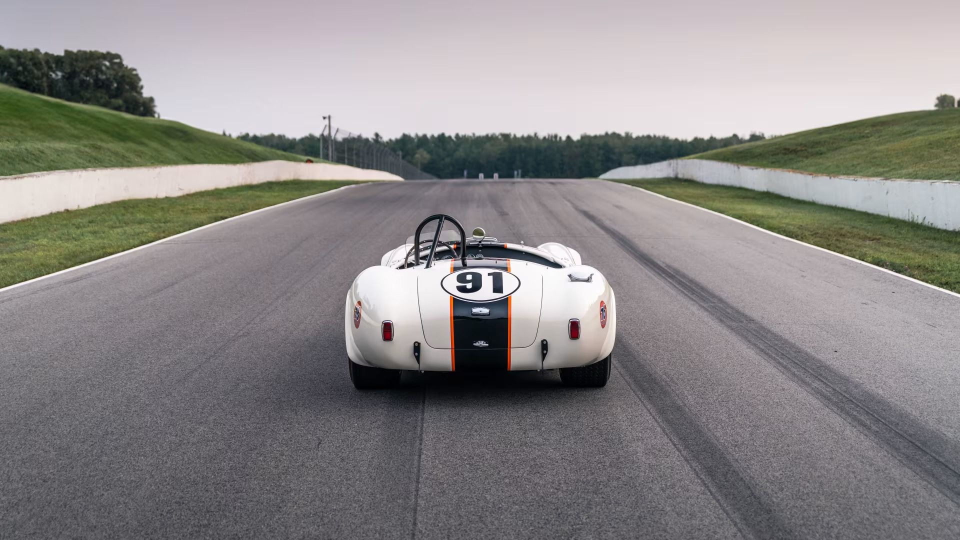 Famous Essex Wire Shelby 427 Competition Cobra heads to auction