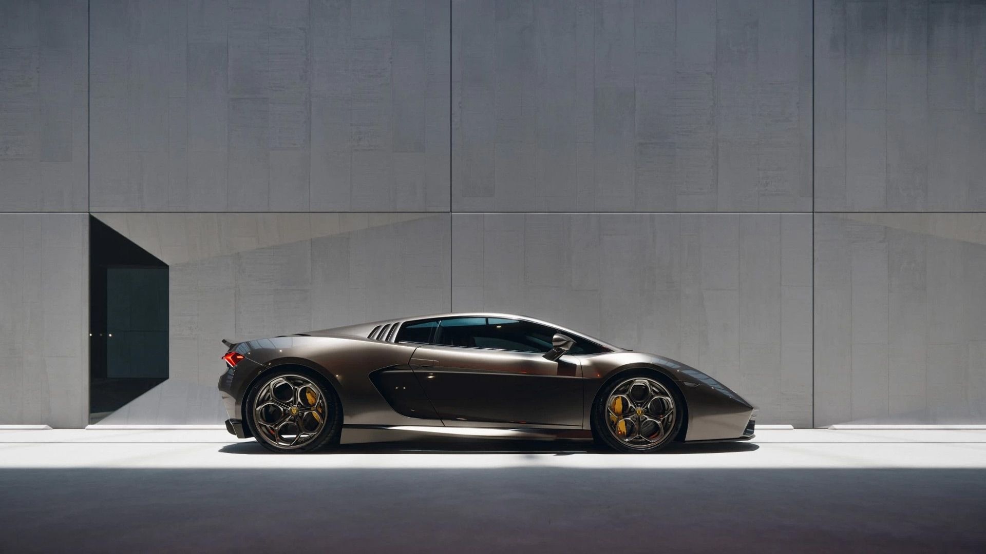 Tedson Etna is a Gallardo restomod ready to rock with modern supercars