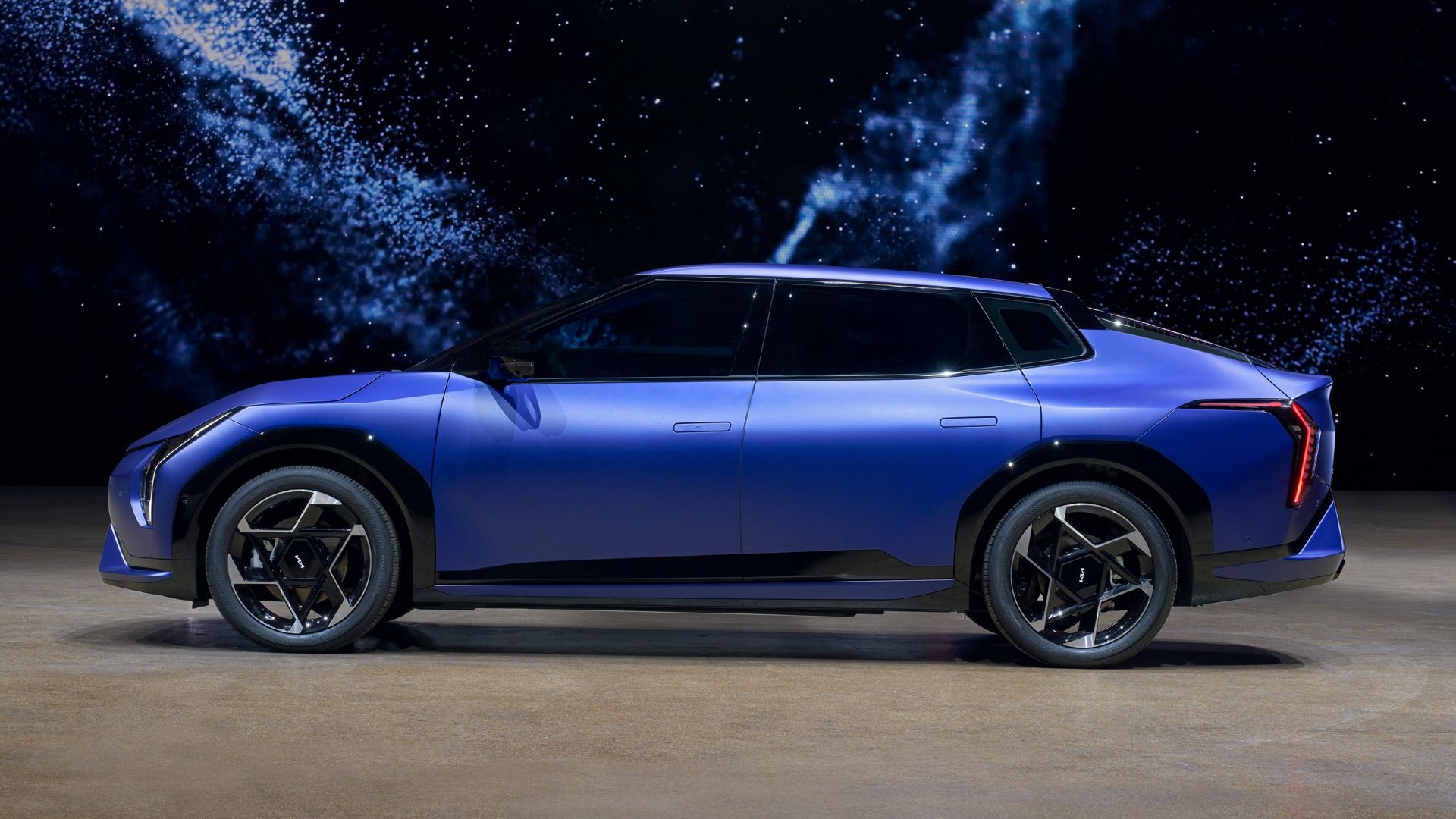 US-bound Kia EV4 electric sedan and hatch duo revealed