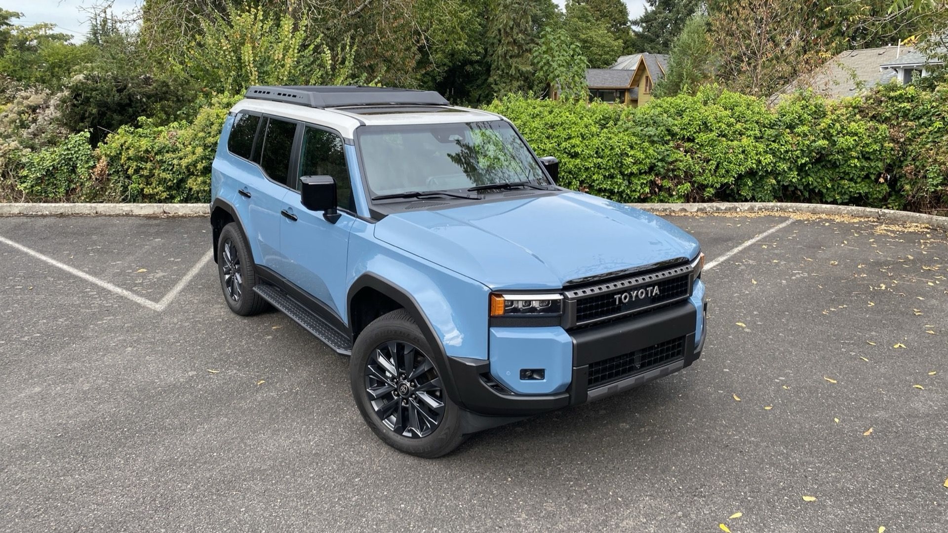 Hyundai Santa Fe Hybrid vs. Toyota Land Cruiser: Boxy hybrid SUVs diverge