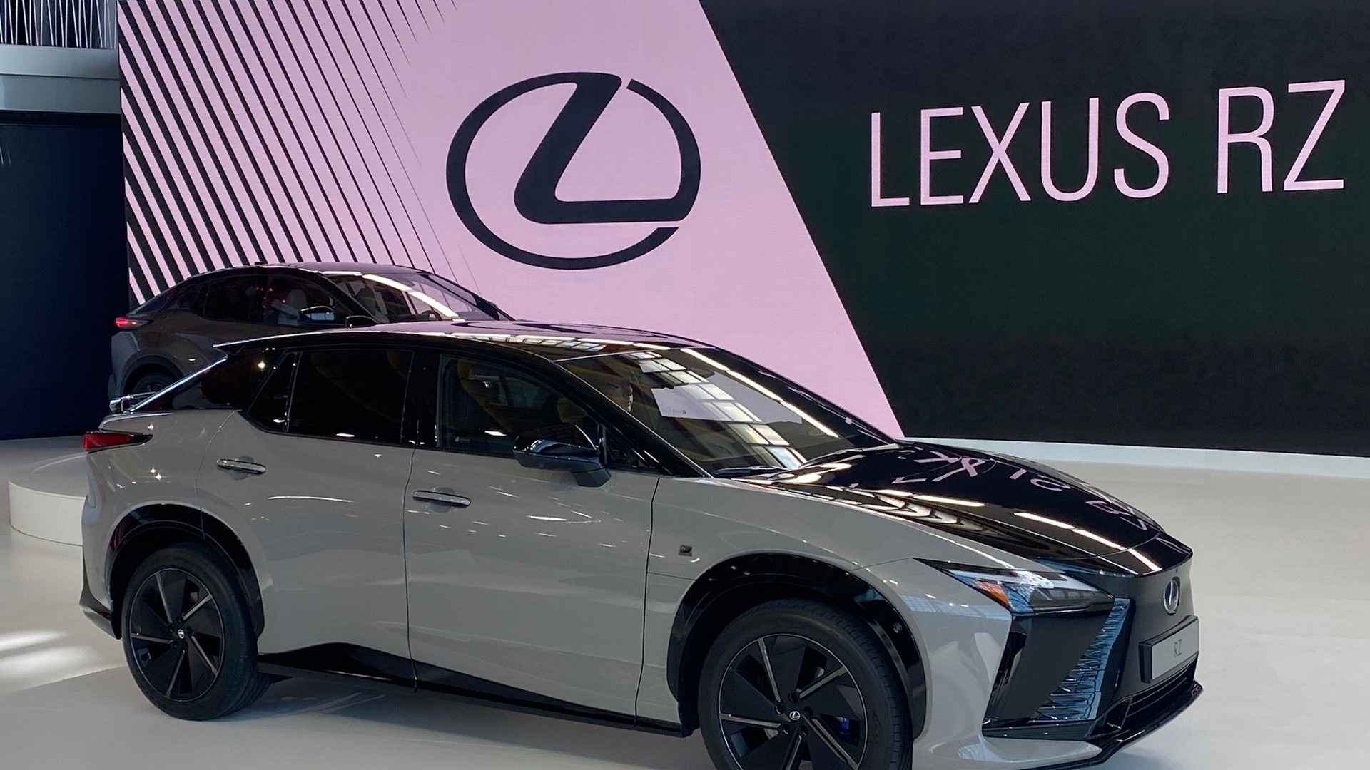 Photos - Pictures of the Latest Electric Cars and Plug-In Hybrids ...