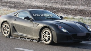 Spy shots: Test-mule for future small Ferrari