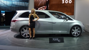 Chrysler 700C Concept Debuts At 2012 Detroit Auto Show