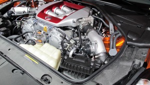 Nissan details how its GT-R engine is built: Video