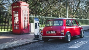 Union hack: British company offers electric classic Mini conversion
