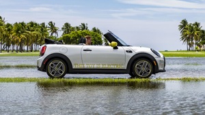 Mini Cooper SE Convertible concept hints at electric drop-top