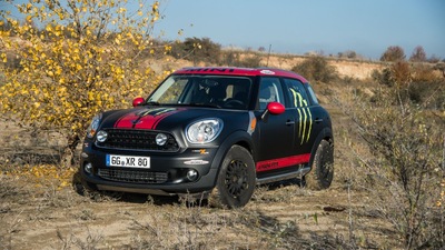 MINI Shows Off Cooper Countryman Dakar Rally Support Vehicle