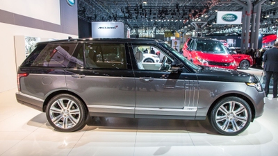Land Rover Launches New Range Rover SVAutobiography Flagship: Live Photos