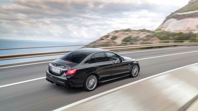 Refreshed 2019 Mercedes-AMG C43 sedan set for Geneva debut