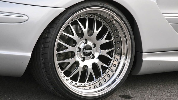 Inden Design DTM replica bodykit for the Mercedes CLK