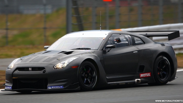Nissan reveals official details for FIA-GT1 GT-R race car