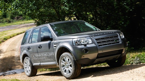Land Rover presents ERAD diesel-hybrid prototypes