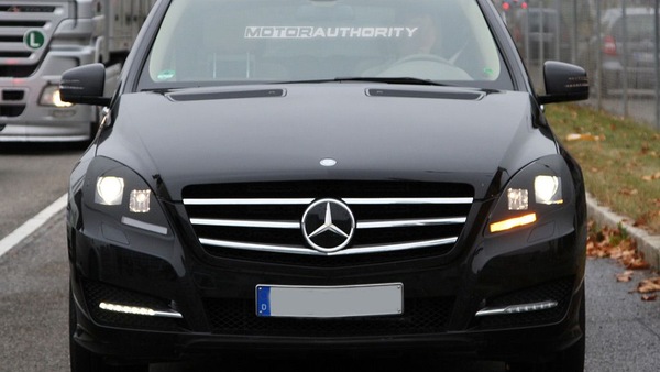 Rendered: 2011 Mercedes-Benz R-Class Facelift