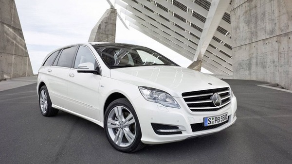 2010 New York Auto Show Preview: 2011 Mercedes-Benz R-Class