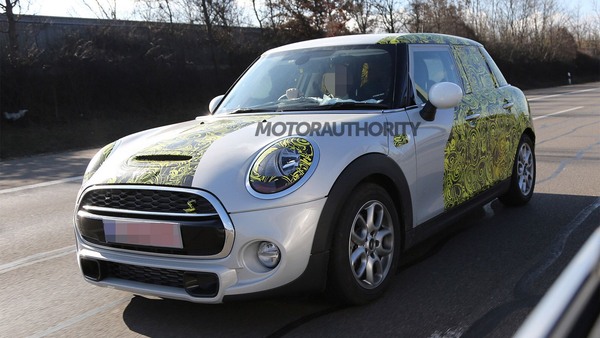2015 MINI Cooper S Five-Door Spy Shots