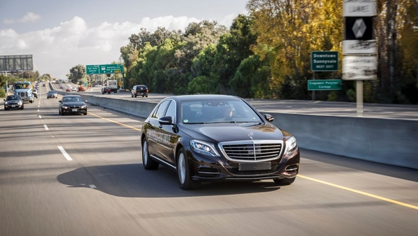 Mercedes-Benz Shows How Autonomous Cars Will Revolutionize Interiors