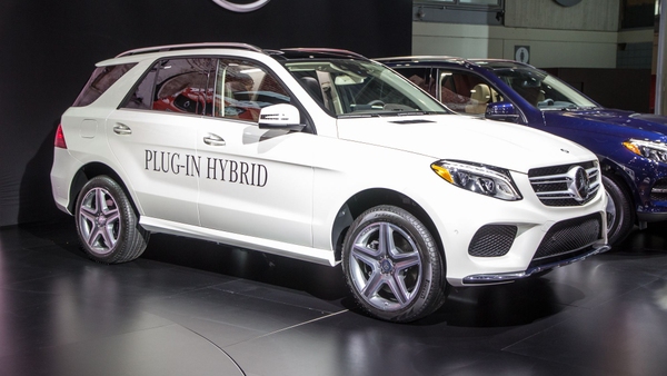 2016 Mercedes-Benz GLE Puts The M-Class Out To Pasture: Live Photos