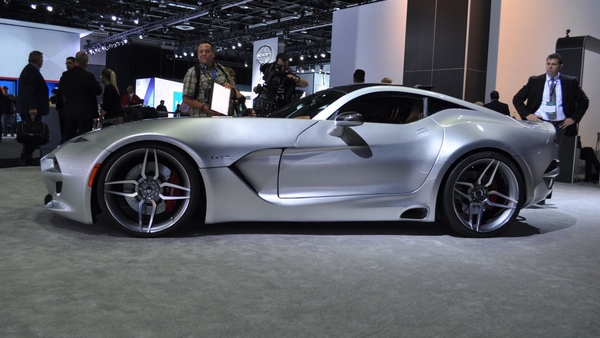 VLF unveils Dodge Viper-based Force 1 supercar in Detroit
