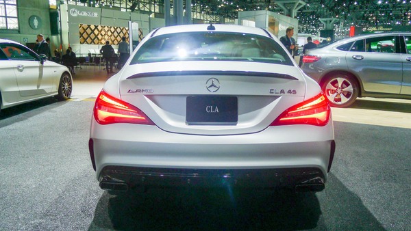 2017 Mercedes-Benz CLA gets updates inside and out: Live photos and video