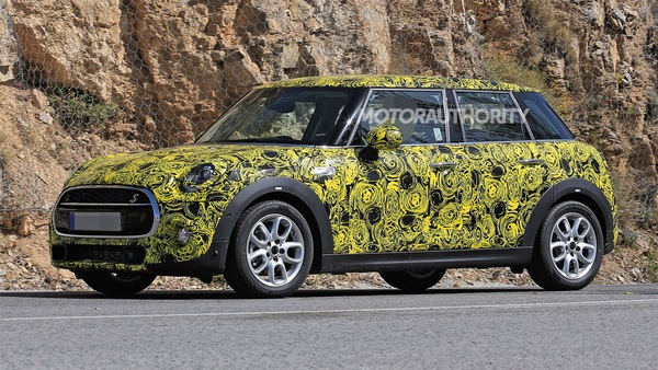 2019 Mini Hardtop 4 Door spy shots