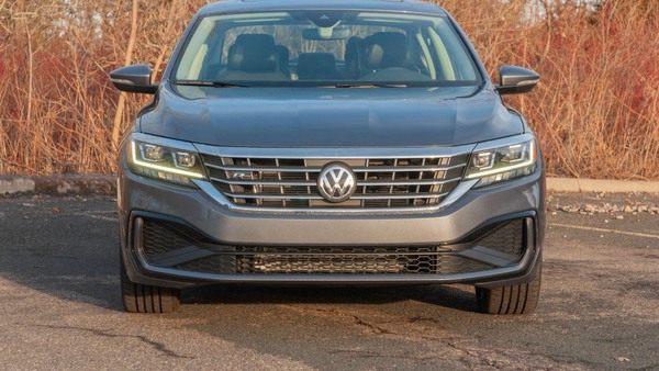 Review update: The 2020 Volkswagen Passat R-Line falls short of sporty