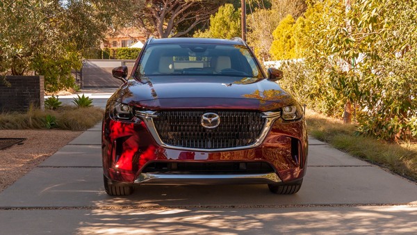 2024 Mazda CX-90 ushers in three-row RWD platform with turbo inline-6