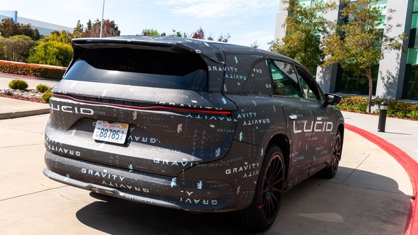 Prototype test drive: Lucid Gravity might defy segments