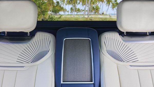 Range Rover SV Candeo takes bespoke options to the extreme