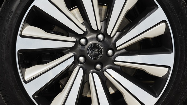 Range Rover SV Candeo takes bespoke options to the extreme